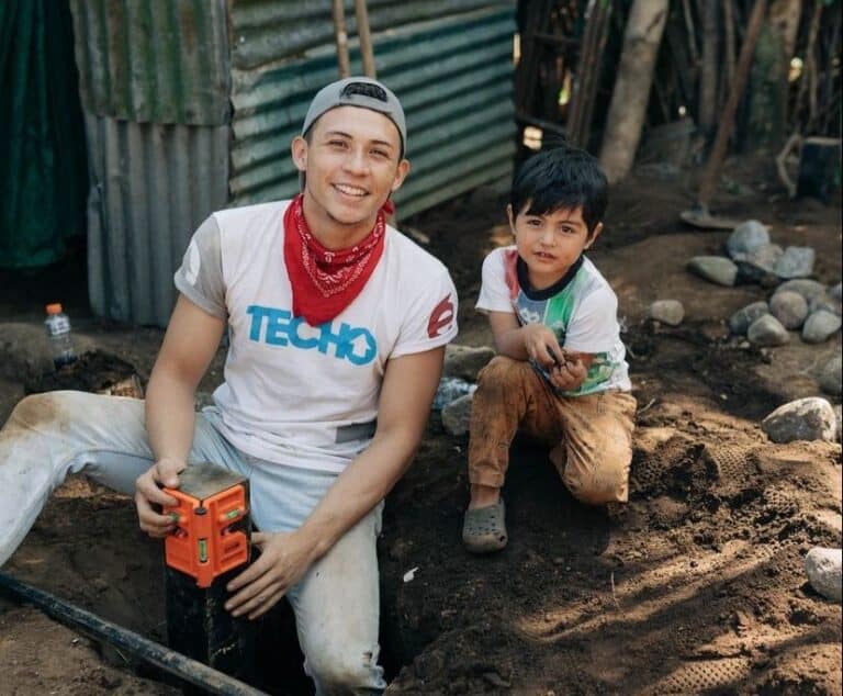 Historias de voluntariado - TECHO Latam